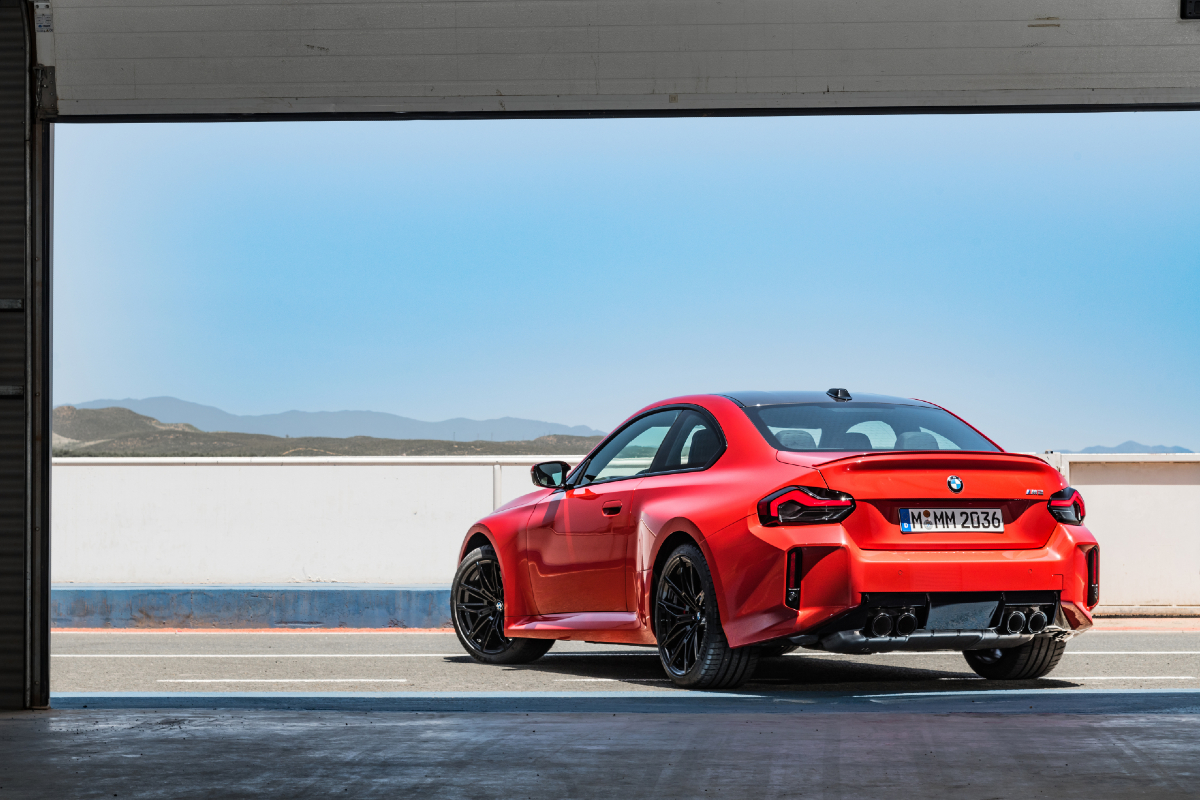 BMW M2 review: twin-turbocharged rear-drive bliss - Torquecafe.com